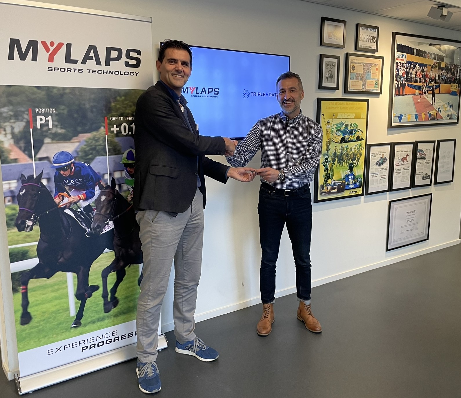 MYLAPS partners with tripleSdata in horse racing - MYLAPS